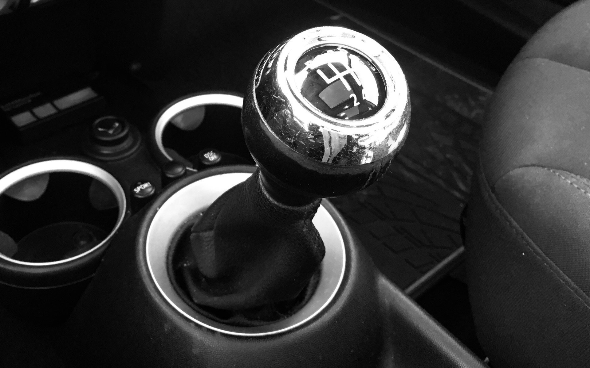 Les boîtes manuelles : c’est quoi le rapport? | Otogo