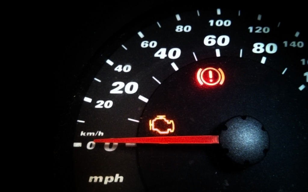 Le témoin « Check Engine » allume, que faire? | Otogo