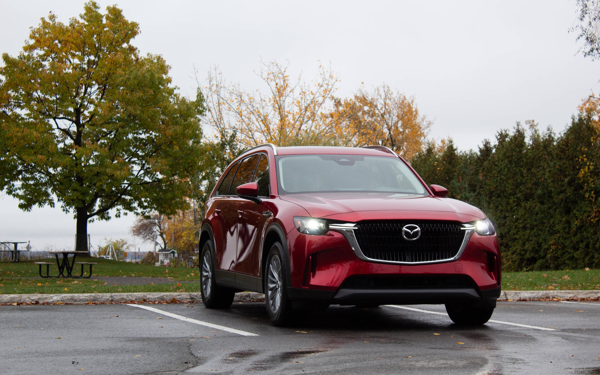 The best three-row mid-size SUVs in 2024 | Otogo