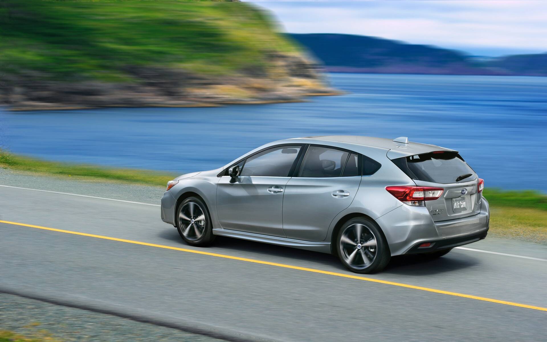 5 cars with more trunk space than a small SUV | Otogo