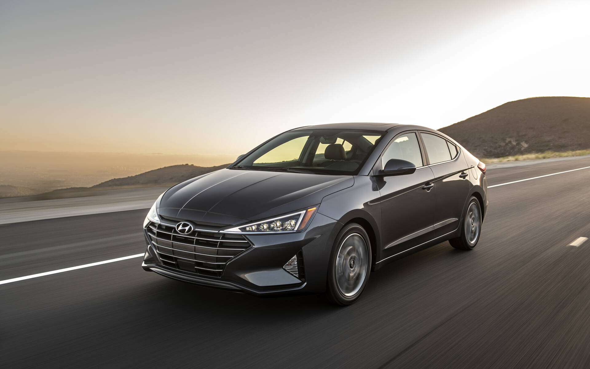 Hyundai Elantra 2017-2020 : quoi savoir avant d’acheter? | Otogo