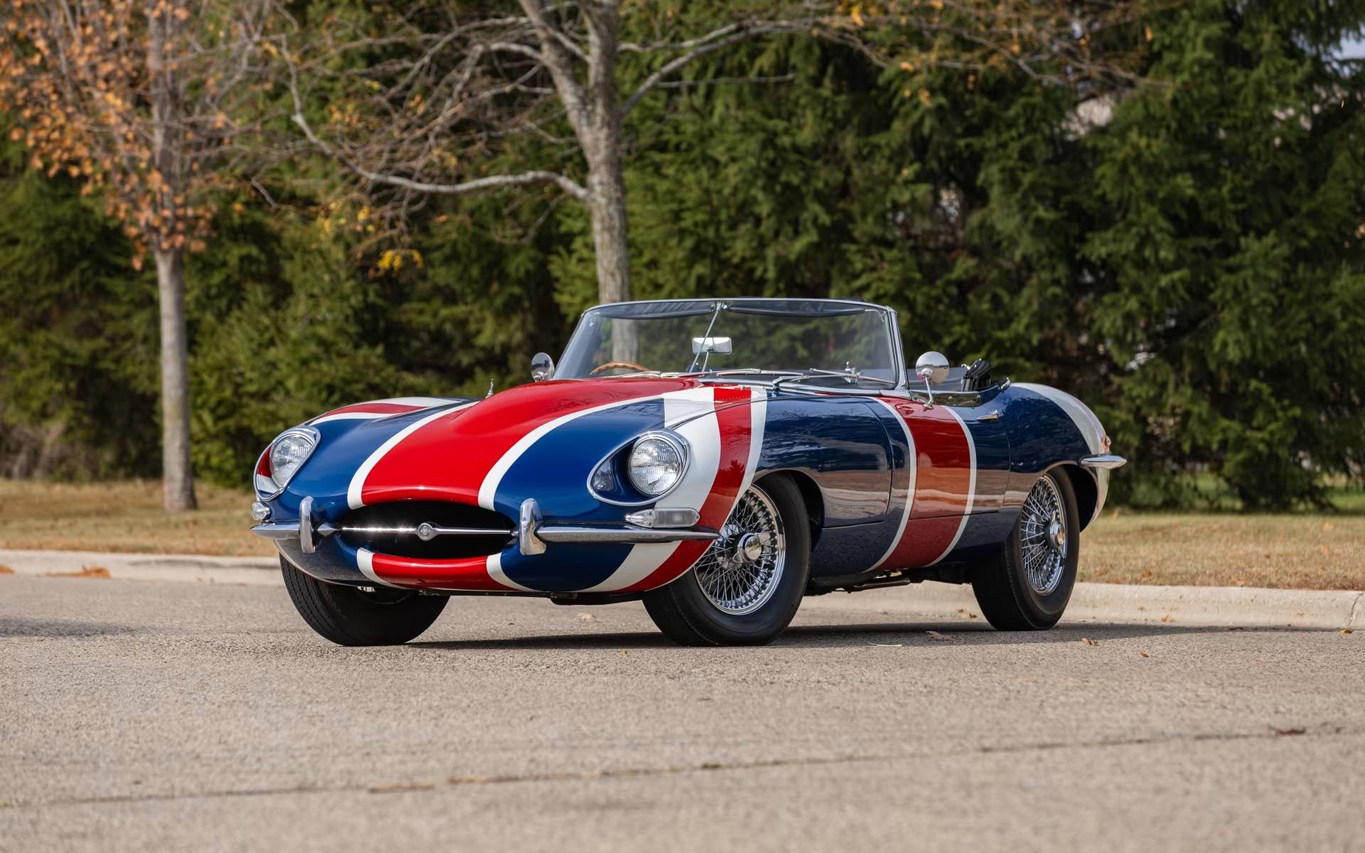 Yeah, baby: Austin Powers' Shaguar could be yours! | Otogo