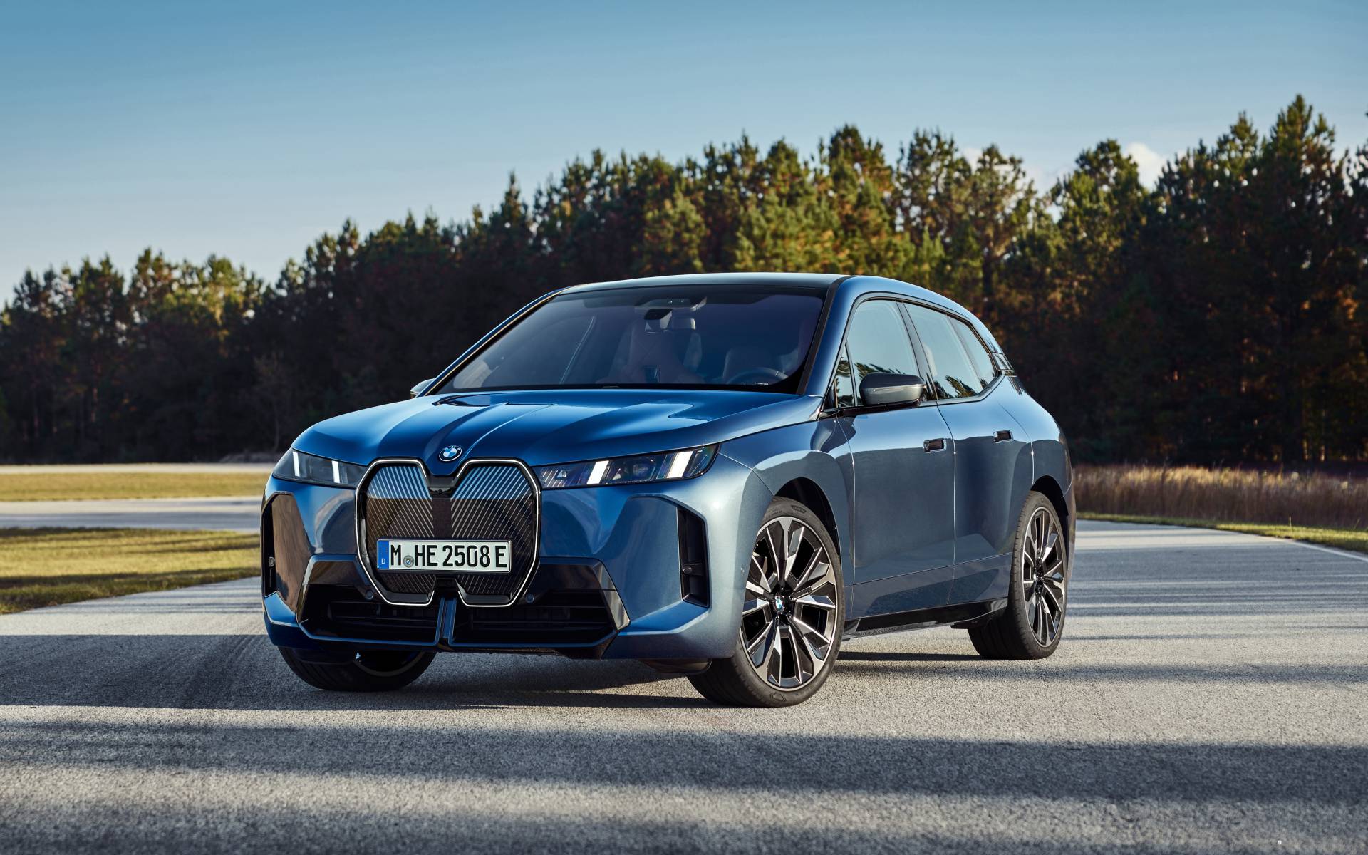 BMW iX 2026: much more power and range on the menu | Otogo