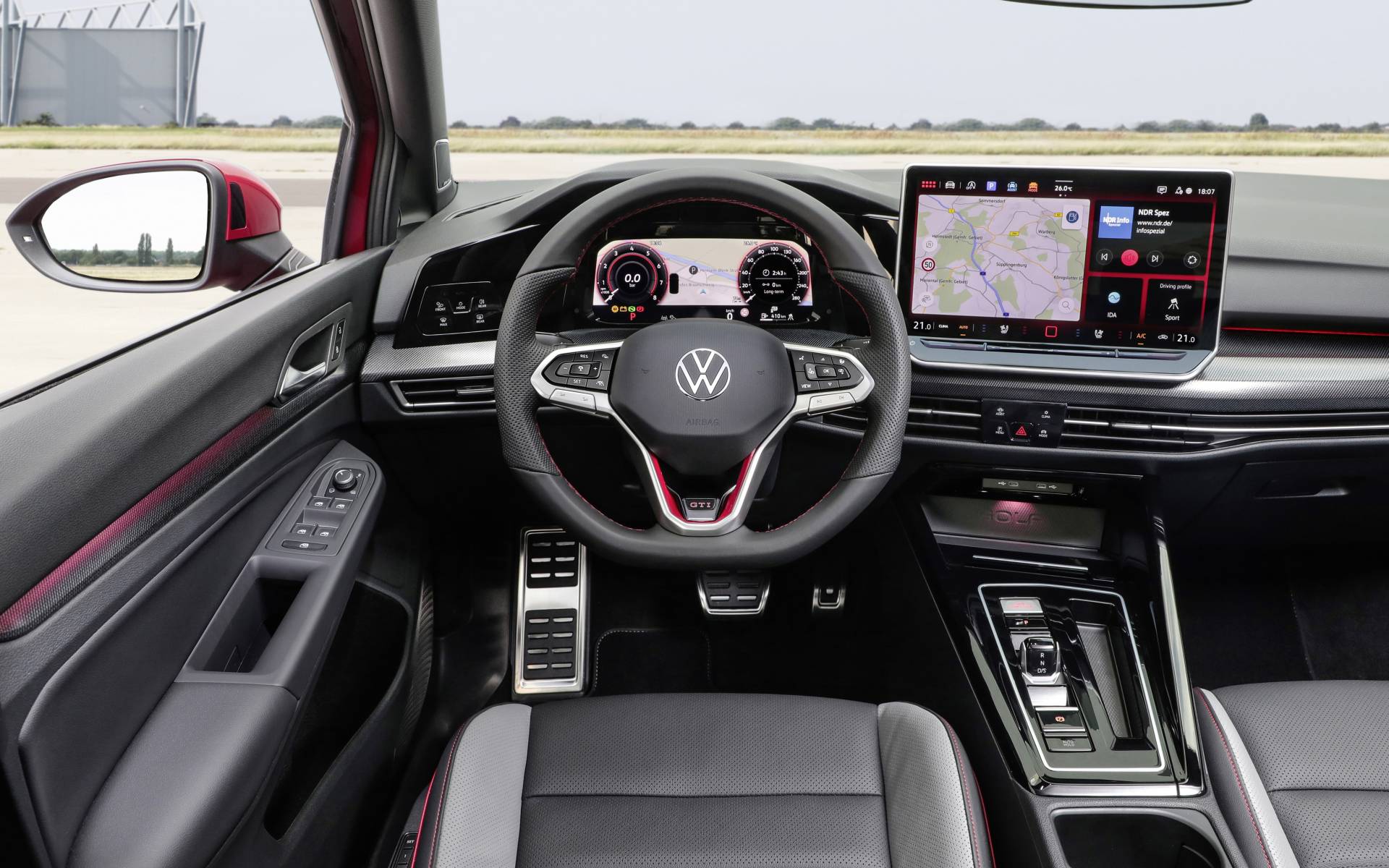 Volkswagen Golf GTI et Golf R 2025 : voici les prix | Otogo