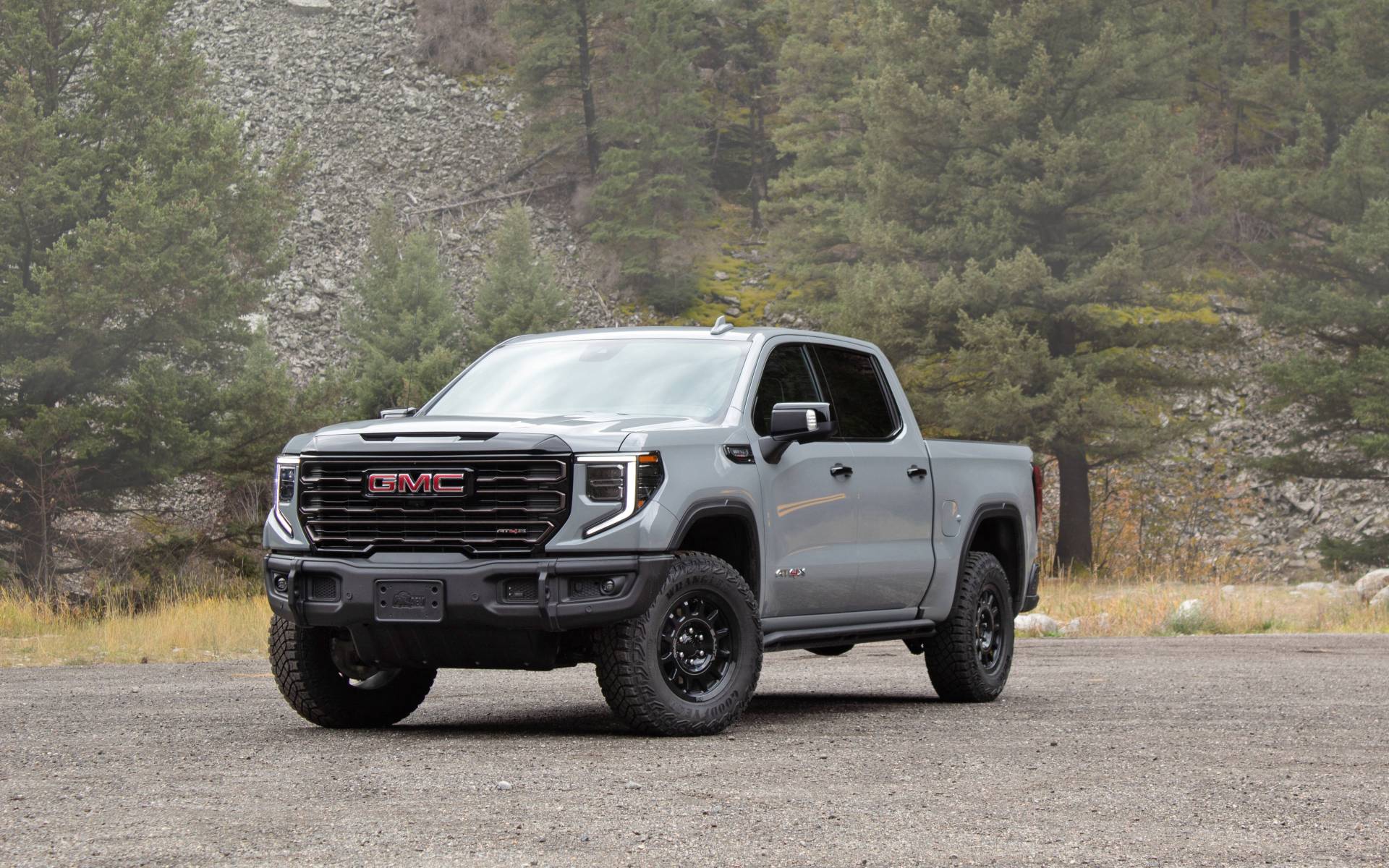 The Best Full-Size Pickup Trucks in 2025 | Otogo