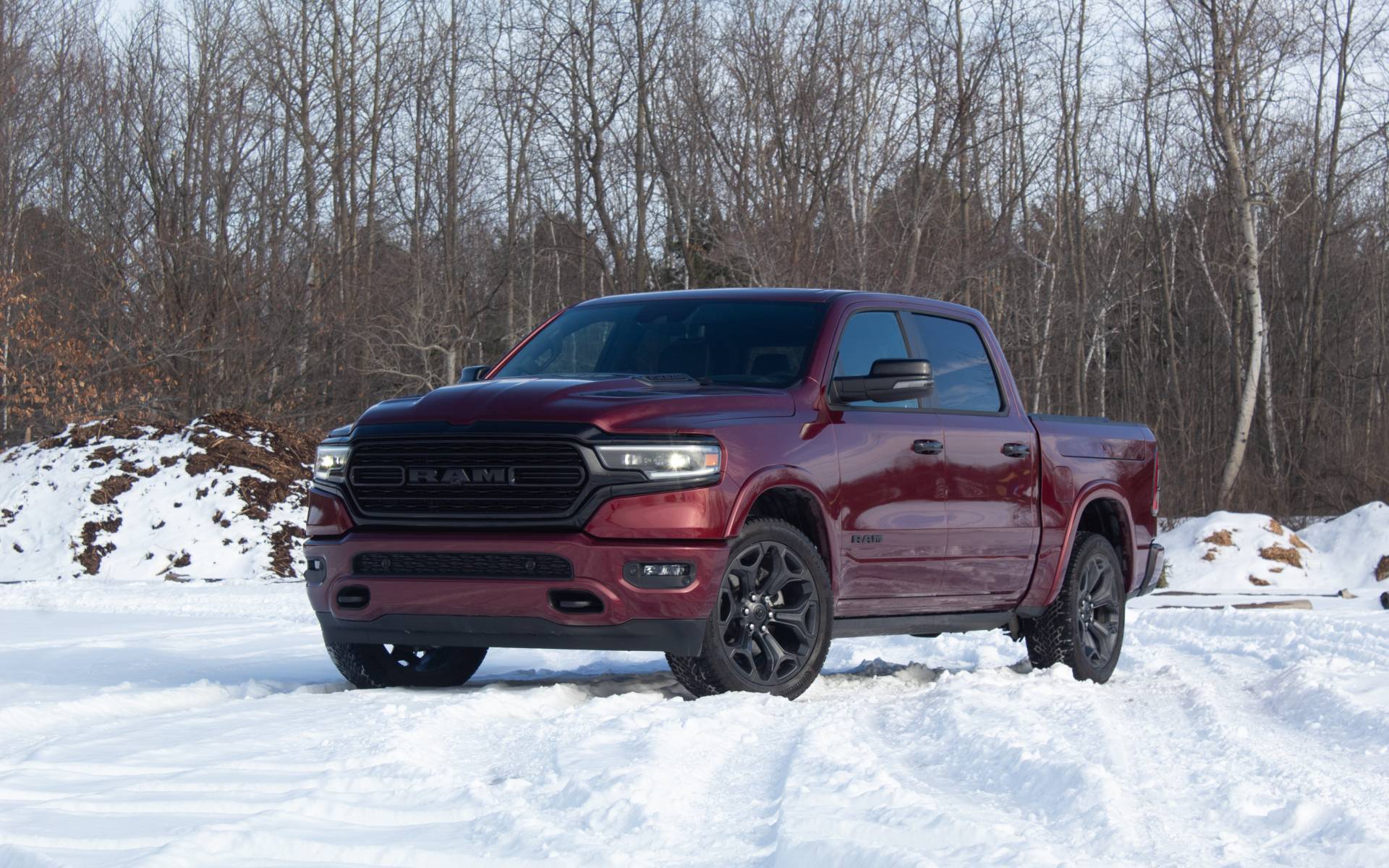 The Best Full-Size Pickup Trucks in 2025 | Otogo