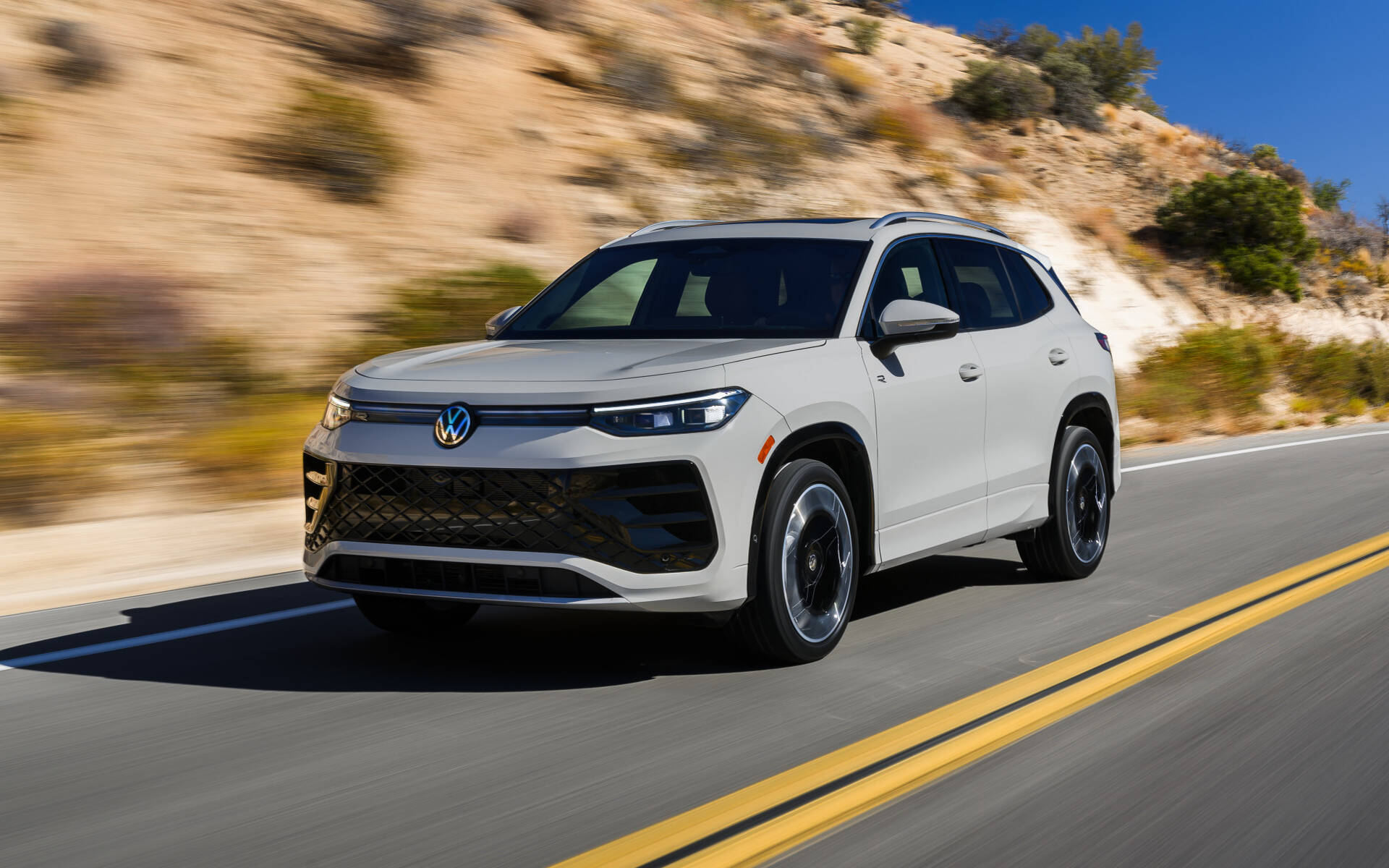 Volkswagen will launch two hybrid models in North America | Otogo