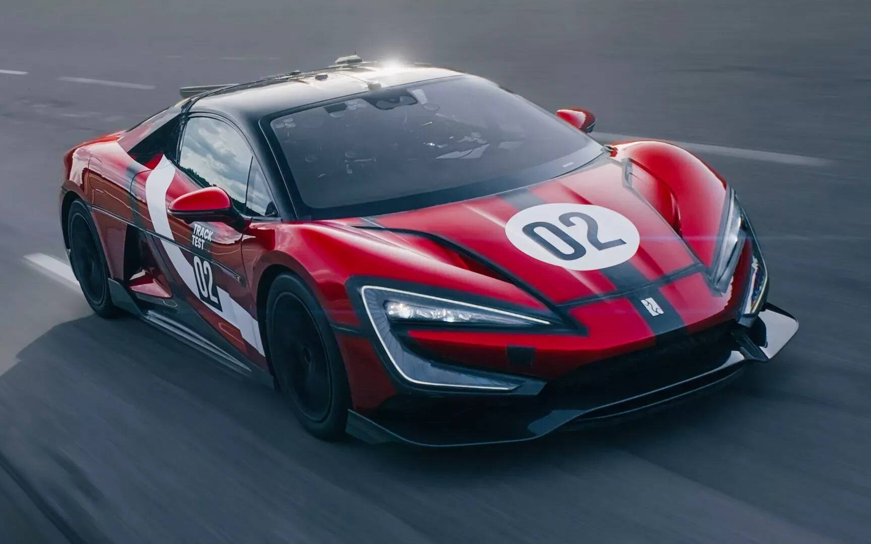 BYD's electric bomb strikes again and eclipses the Bugatti Chiron. | Otogo