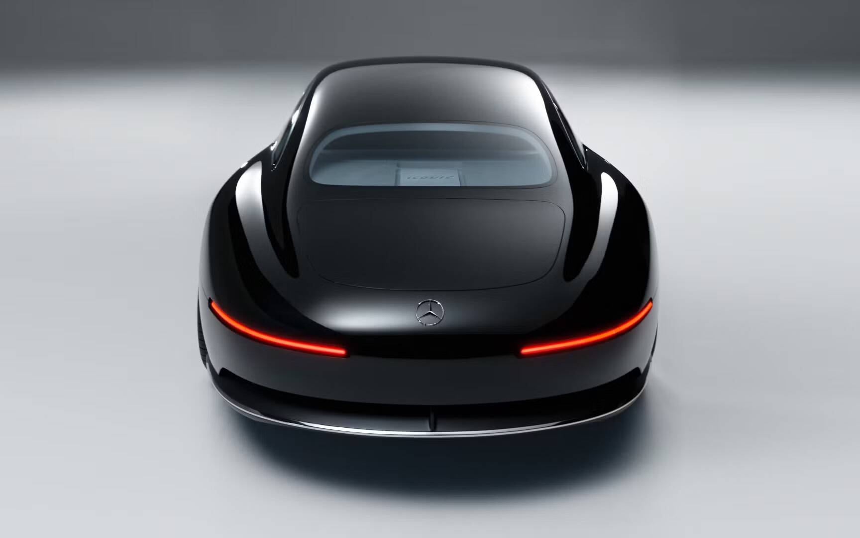 Mercedes-Benz Vision Iconic : comme une Batmobile électrique en tuxedo ...